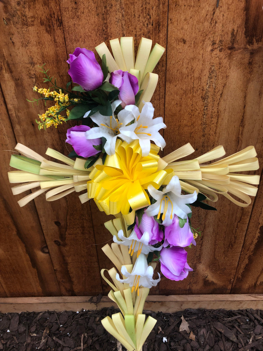Palm Sunday Flowers & Cemetery Arrangements | Calverton National ...
